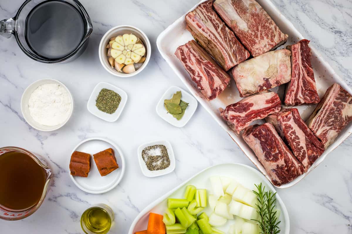 Garlic Braised Short Ribs - Cook What You Love