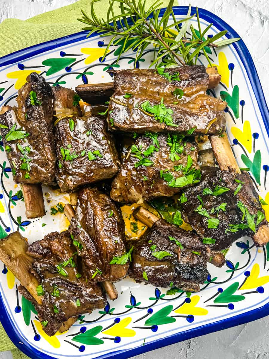 Garlic Braised Short Ribs - Cook What You Love